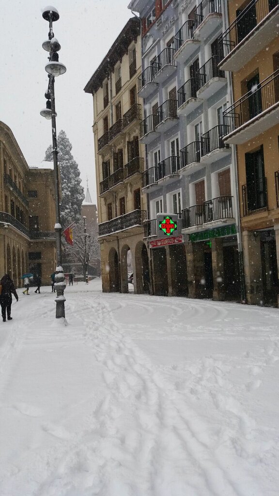 Kişisel bakım ürünleri Farmacia Ruiz Bacaicoa, Pamplona, foto