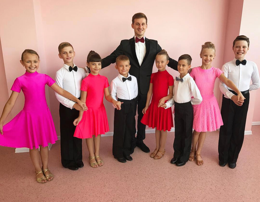 Dans okulları Imperial, Krasnodar, foto