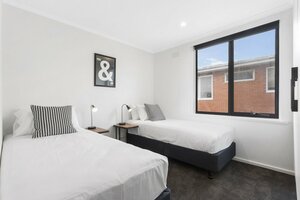Ace's Place (Victoria, Melbourne, Davidson Street), otel  Melbourne'den