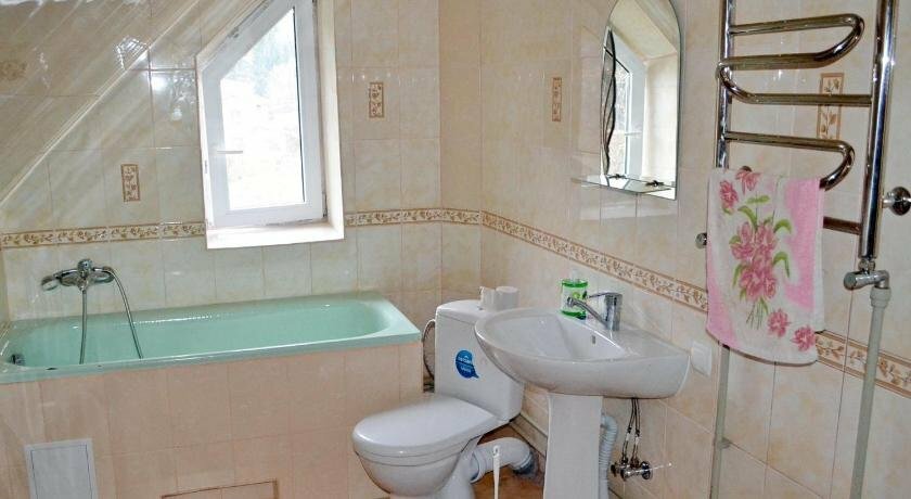 Otel Batkivska Svitlitsa, Lvivska oblastı, foto