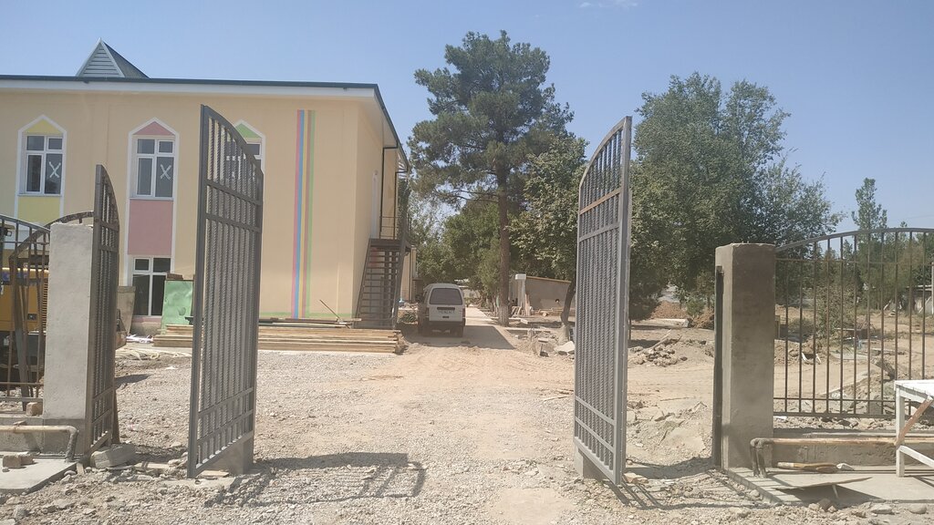 Anaokulları Kindergarten, Karşı, foto