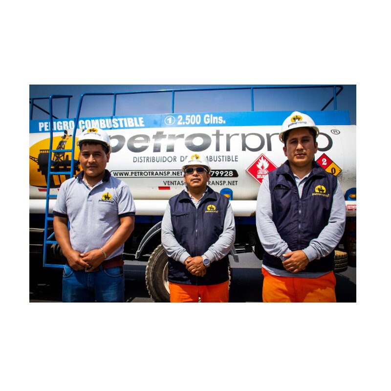 Petrol ve gaz firması Petrotransp, Lima, foto