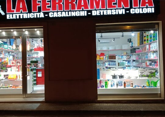 Mobilya mağazaları La Ferramenta, Puglia, foto