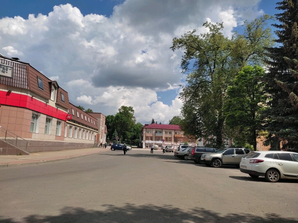Otoparklar Автомобильная парковка, Briansk, foto