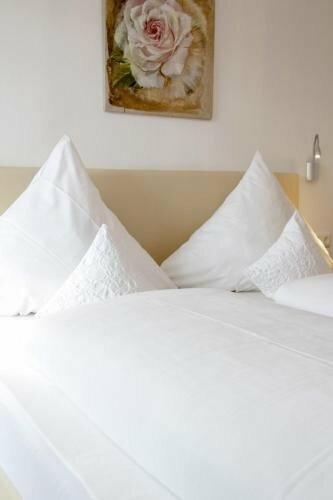 Otel Zur Sonne Garni, Bavyera, foto