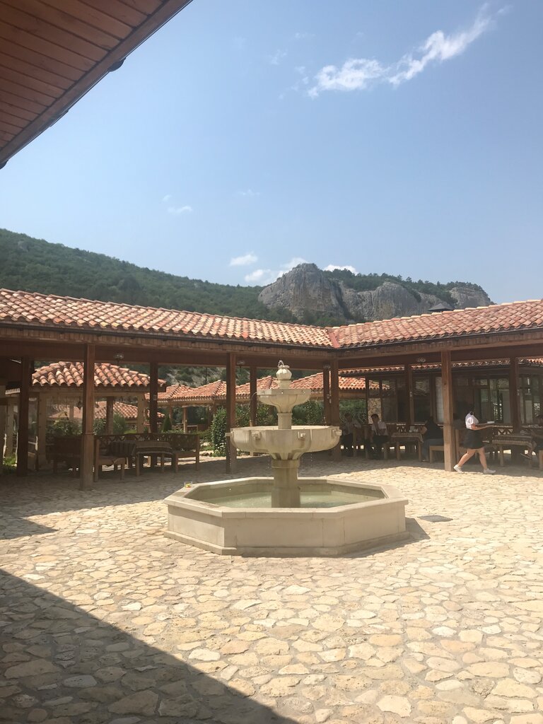 Resort oteller, tesisler Дом отдыха, Kırım Cumhuriyeti, foto