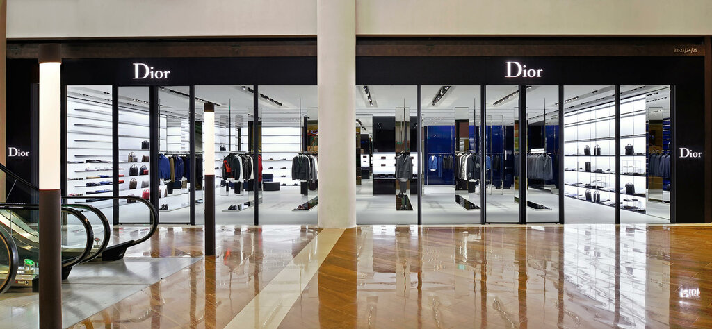 Giyim mağazası Dior Men, Singapur, foto