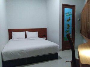 7 Dream Hotel (South Sumatra, Palembang, Jl. KH. Azhari), otel  Palembang'dan