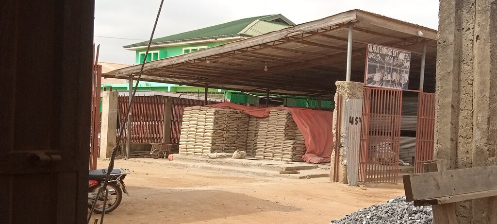 Yapı malzemeleri pazarı Alhaji Gambro Enterprise, Dünya, foto