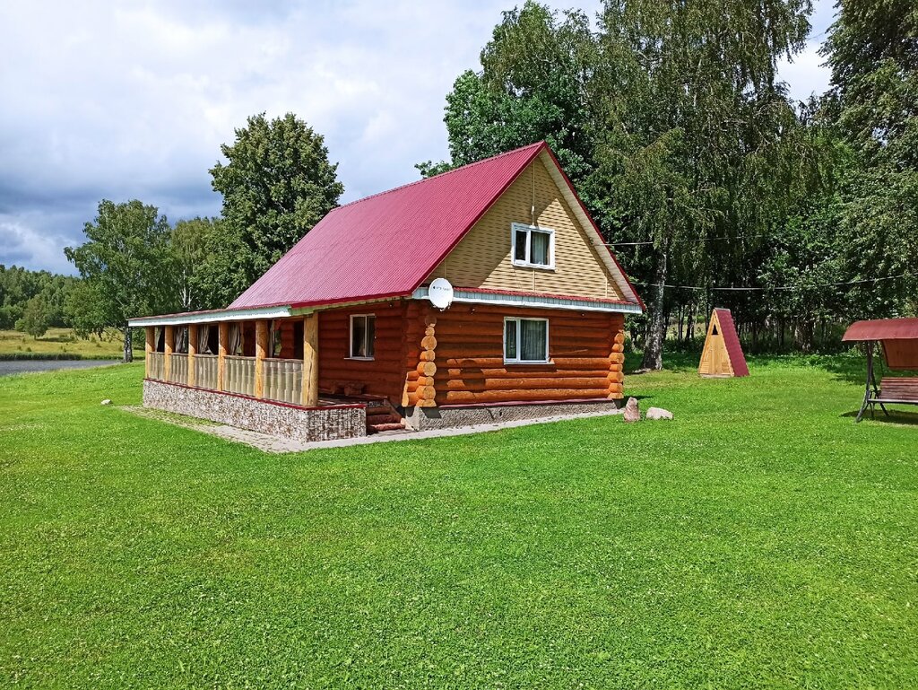 Resort oteller, tesisler Дом у озера, Smolenskaya oblastı, foto