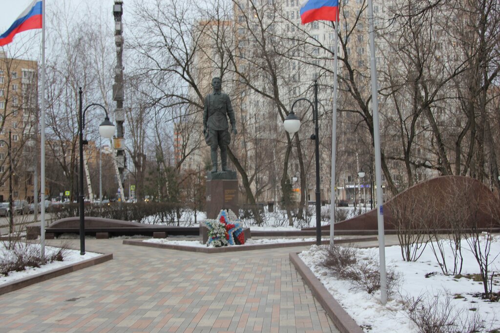 Meydan Talalikhin Public Garden, Moskova, foto