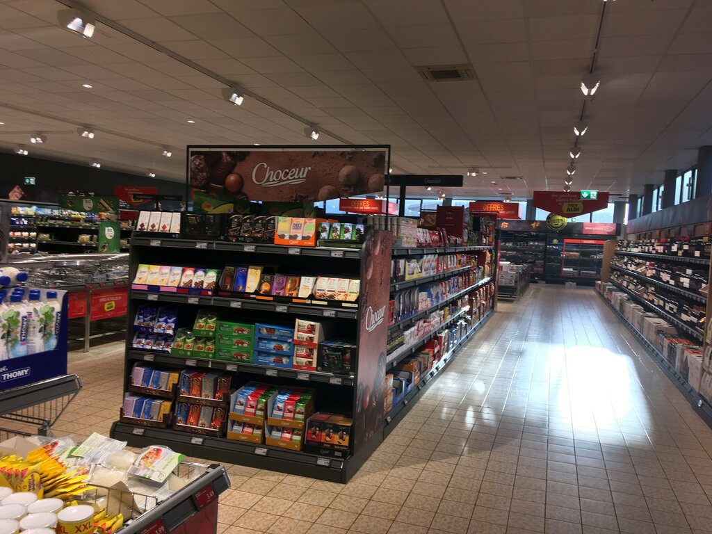 i̇ndirim ve fırsat sistemleri Aldi Suisse, Valais, foto