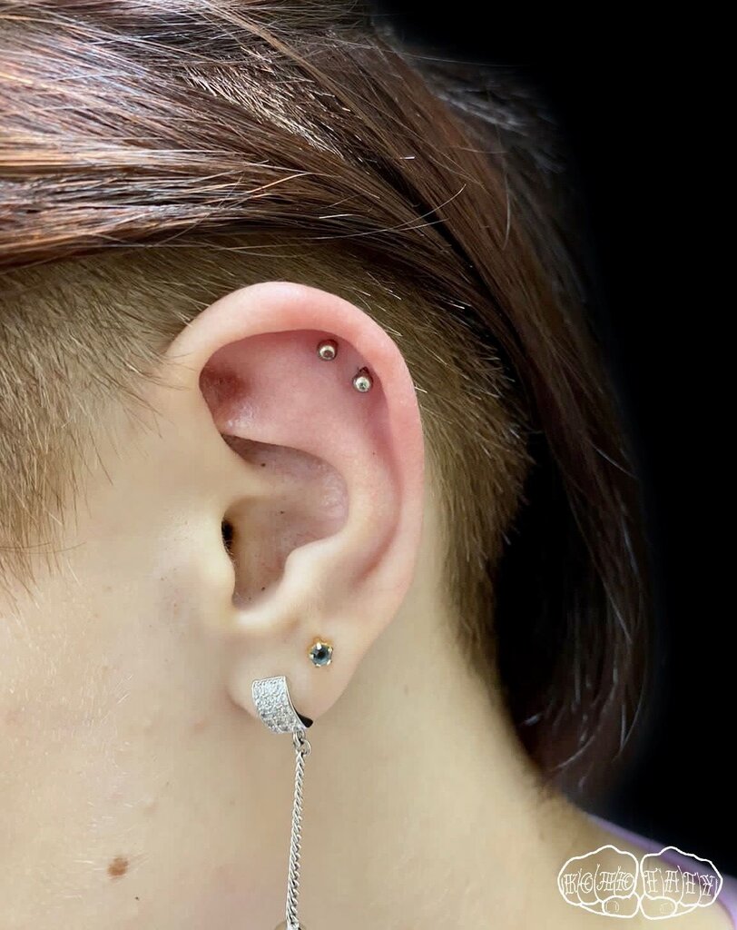 Piercing dükkanı Piercing V Yevpatoria, Yevpatorya, foto