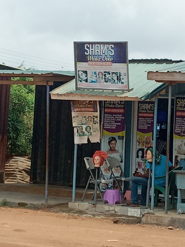 Stil uzmanı, makyöz Shams makeover, Dünya, foto