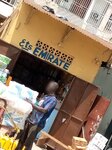 Ets emirates (Brazzaville, Commune de Poto-Poto), market  Brazzaville'den