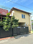 Zhara Guest House (Tsitrusovaya ulitsa No:6, Adler), otel  Soçi'den