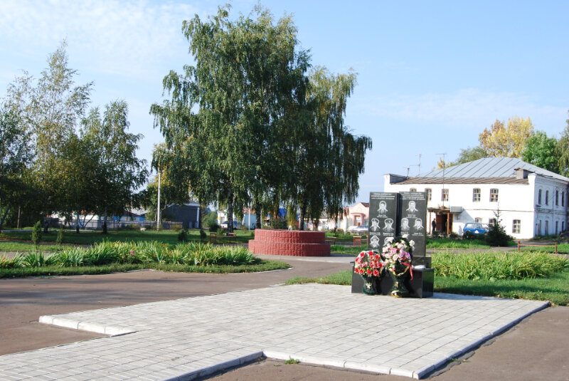 Anıt, heykel Воинам, погибшим в Афганистане и Чечне, Tambovskaya oblastı, foto