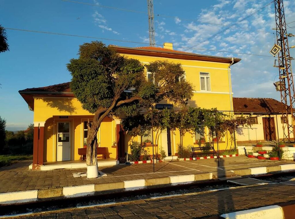 Tren istasyonu гара Долни Раковец, Dünya, foto
