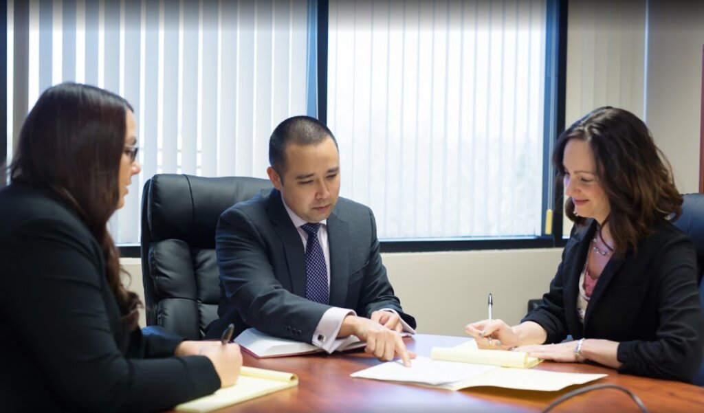 Avukatlar Bridgman Law Offices, Charlotte, foto