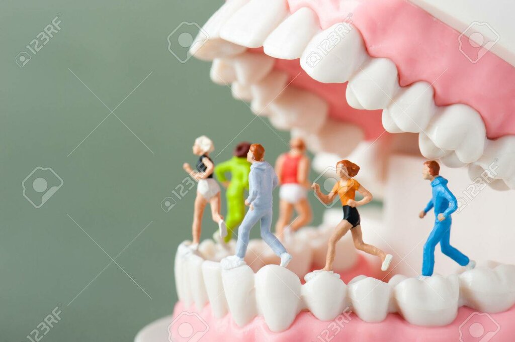 Özel ağız ve diş sağlığı klinikleri ve muayenehaneleri Clinica Dental Brillant Dent, Blanes, foto