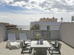 Villa Cambrils Mar (Comunidad Autònoma de Cataluña, Tarragona, Cambrils, Avenida Vilafortuny, 18), otel  Cambrils'ten