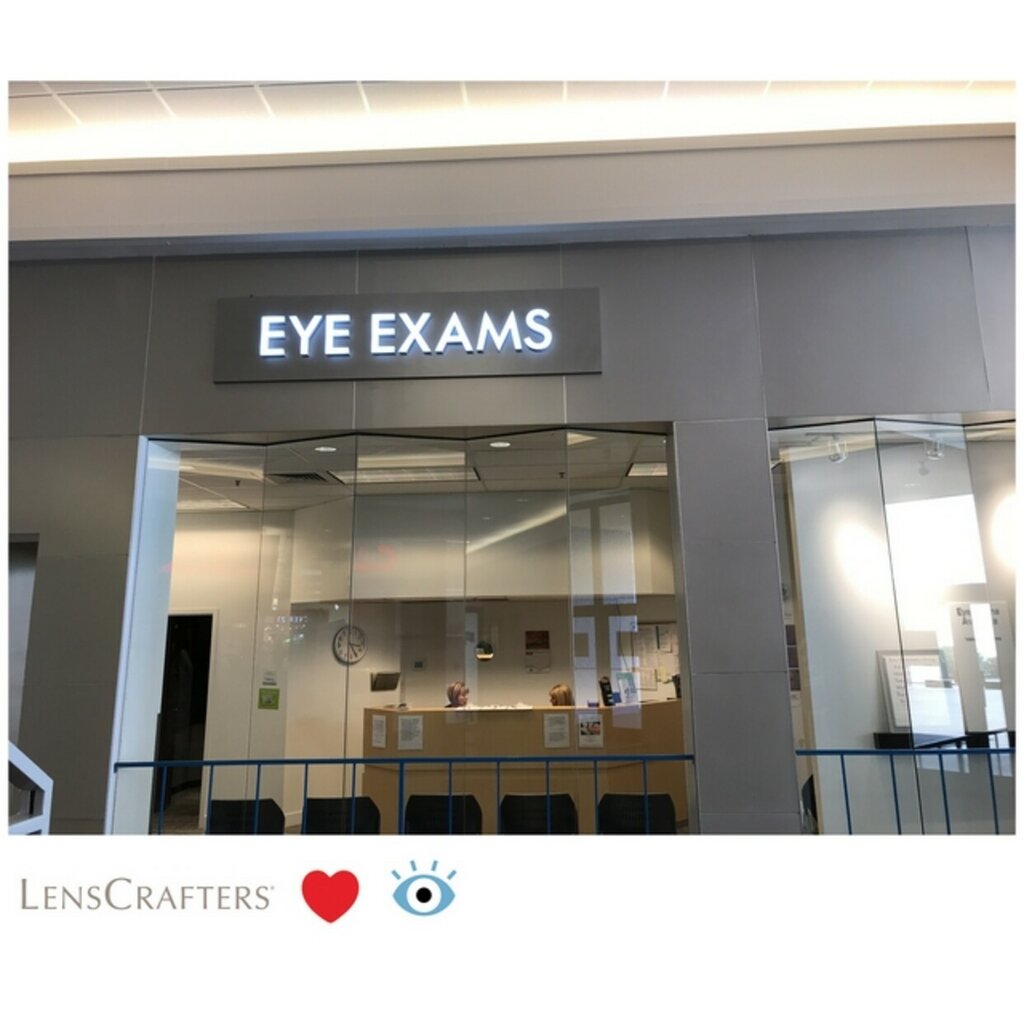 Giyim mağazası LensCrafters, Batı Virginia Eyaleti, foto