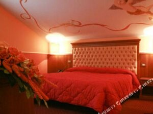 Marchesina Resort (Campania, Salerno, Teggiano), otel  Campania'dan