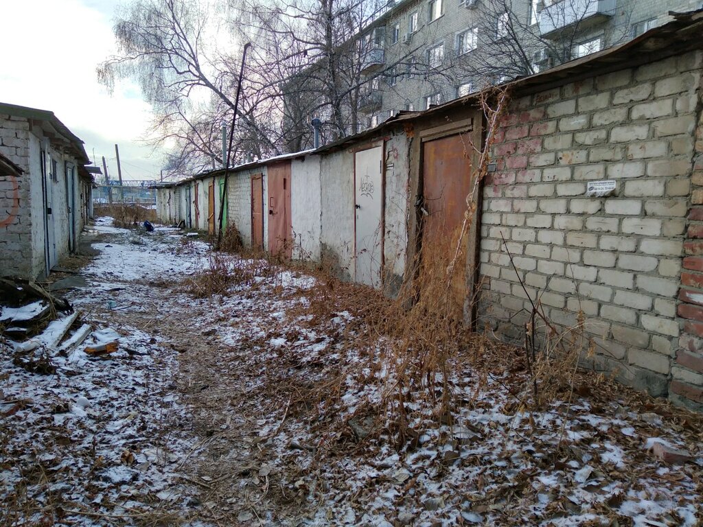 Garajlar Локомотив, Saratov, foto