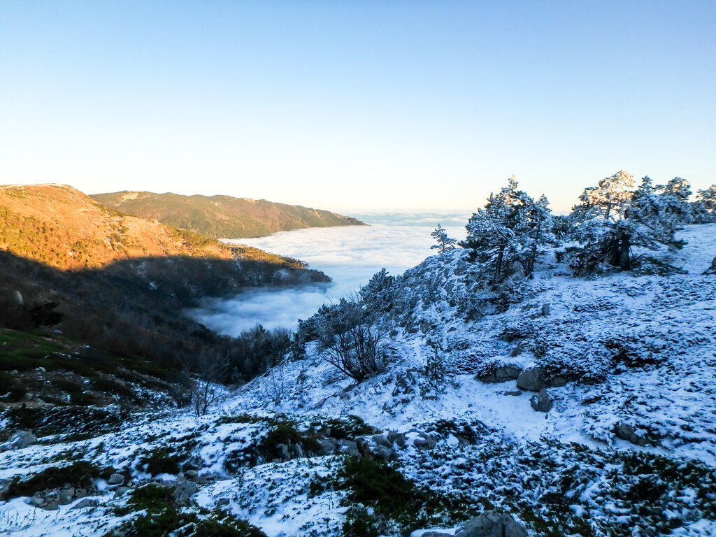 Dağ geçidi Перевал Лапата-Богаз 1320 метров, Kırım Cumhuriyeti, foto