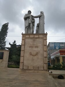 345-й Дагестанской стрелковой дивизии (Republic of Daghestan, City of Derbent), anıt, heykel  Derbent'ten
