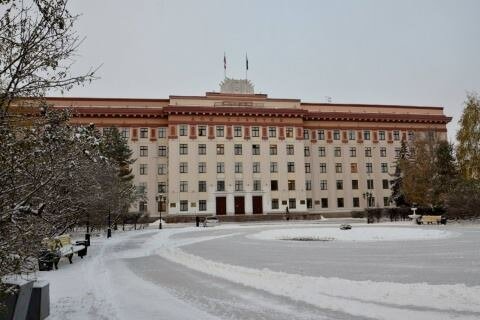 Devlet kurumları ve bakanlıklar Komitet po ekonomicheskoy politike i prirodopolzovaniyu Tyumenskoy oblastnoy Dumy, Tiumen, foto