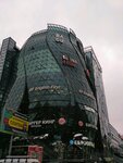 Lucas Cosmetics (Krasniy Avenue No:17/1), kozmetik ürünleri ve parfümeri dağıtıcıları  Novosibirsk'ten