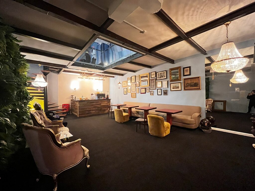 Kafe Retro Sklad and coffee, Saint‑Petersburg, foto