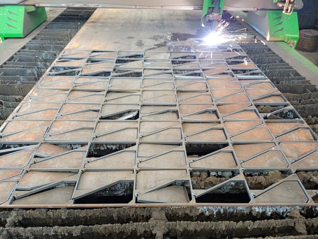 Metal ürün firmaları RaskroyMetallaGroup, Viçuga, foto