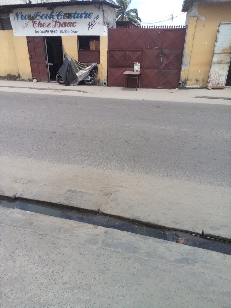 Terziler Chez Isaac, Brazzaville, foto