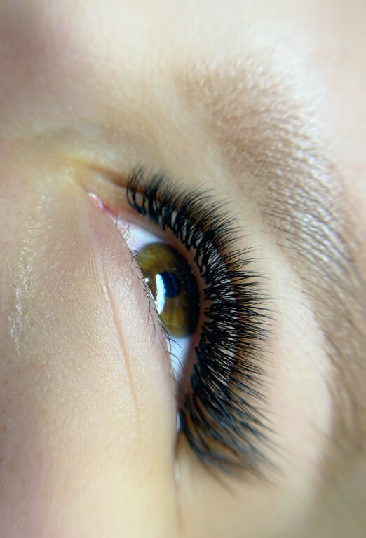 Kaş ve kirpik salonu Салон бровей и ресниц, Naberejniye Çelny (Yar Çallı), foto