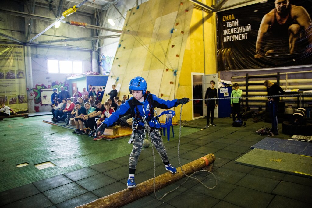 Çocuk ve gençlik merkezleri Sibirsky legion, Surgut, foto