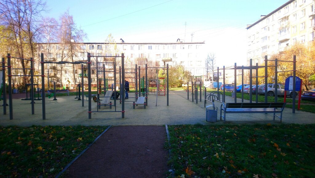 Spor alanı Спортплощадка, Saint‑Petersburg, foto