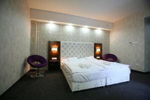 Bástya Wellness Hotel Miskolctapolca (Borsod-Abaúj-Zemplén vármegye, Miskolc, Bencések útja), otel  Miskolc'dan