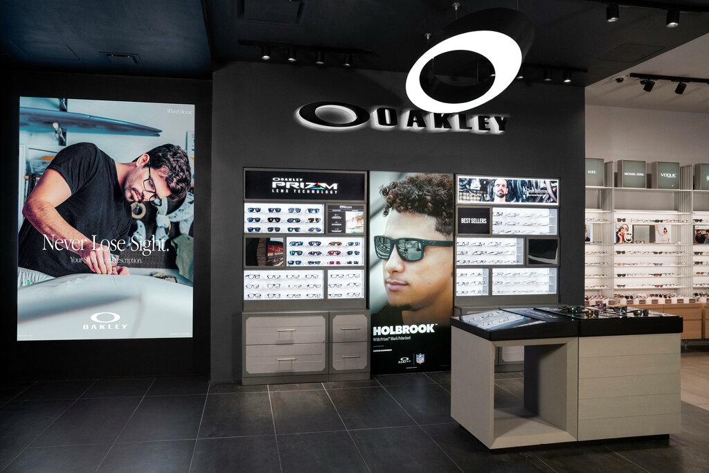 Giyim mağazası LensCrafters Optique, Ohio Eyaleti, foto
