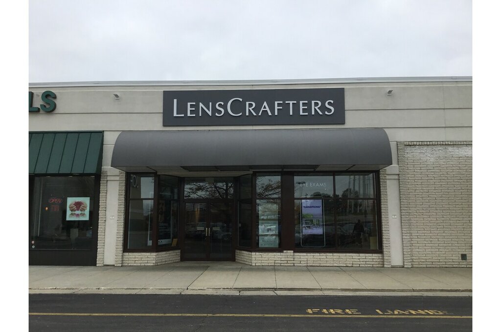 Giyim mağazası LensCrafters, Ohio Eyaleti, foto
