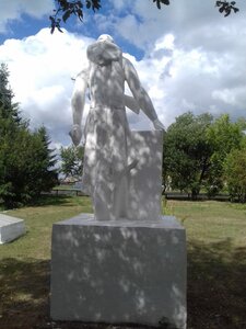 Воинам-землякам, погибшим на фронтах Великой Отечественной войны (Omsk Region, Kormilovskiy rayon, selo Yuryevo), anıt, heykel  Omskaya oblastından