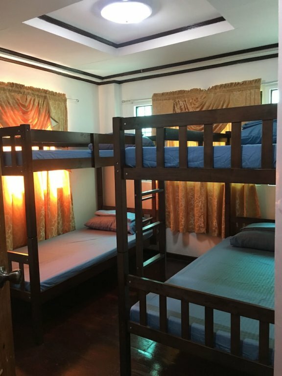 Otel Joyful Island Hostel, , foto