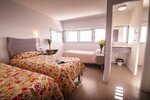 Hotel de la Plage (Occitanie, Aude, Arrondissement de Narbonne, Gruissan, Rue de Bernard l'Hermite, 13), otel