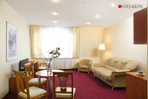 Kronverk (Blokhina Street No:9, Saint Petersburg), otel  Saint‑Petersburg'dan