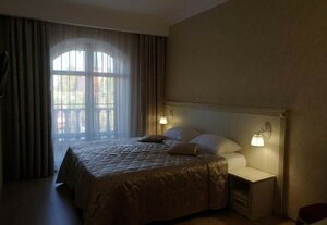8 Avenue (ulitsa 8 Marta No:63, zhiloy massiv Pashkovskiy), otel  Krasnodar'dan