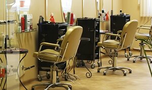 Salon krasoty Vdokhnoveniye (Gusarova Street No:71, Krasnoyarsk), kuaförler  Krasnoyarsk'tan