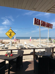 Red Sun Buffet beach bar (Peldu street No:59A), bar  Liepaja'dan
