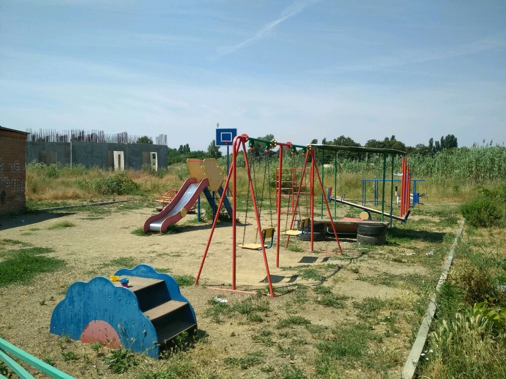 Oyun alanı Детская площадка, Krasnodar, foto