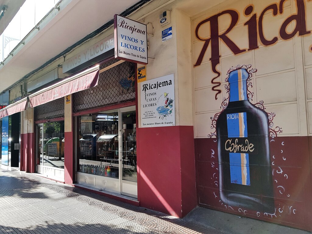 Alkolsüz içecekler Ricajema Vinos Y Licores, Logrono, foto